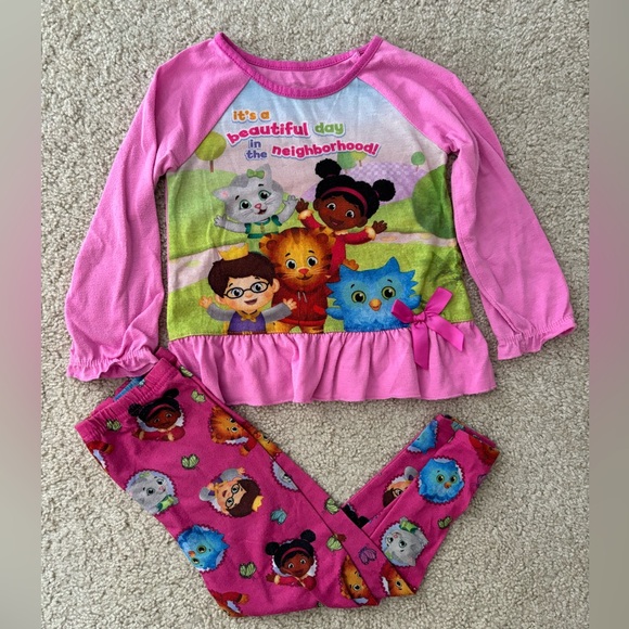 Pajamas | Daniel Tiger Pajama Set 3t | Poshmark